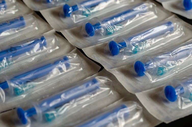 Why You Should Use Purging Compounds for Screw Pushes in Medical ...