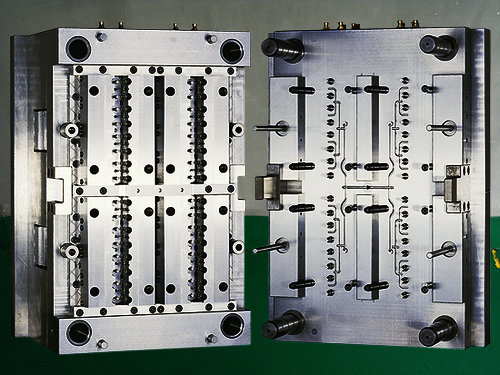 4 Ways to Reduce Hot Runner Manifold Contamination